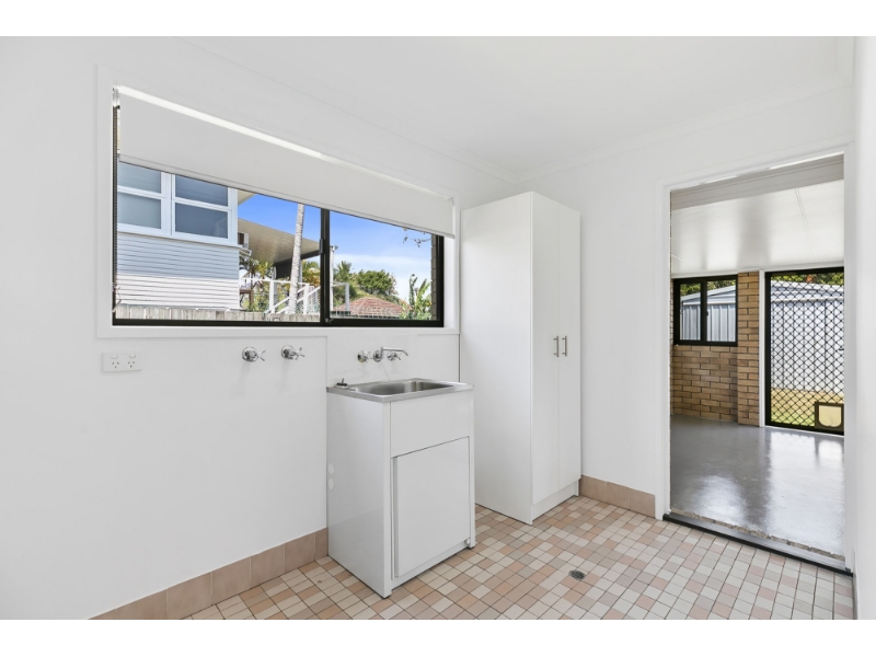 26 Watson Street, CLONTARF House for rent | Listed by Cassy Lewis of ...