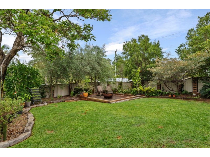 16 Hillside Drive, DAISY HILL House for rent | Listed by Samantha Hyman ...