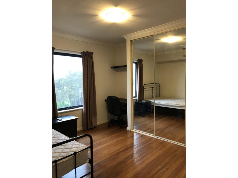 Room 49 Lakeside Drive, JOONDALUP Property for rent | Listed by ...