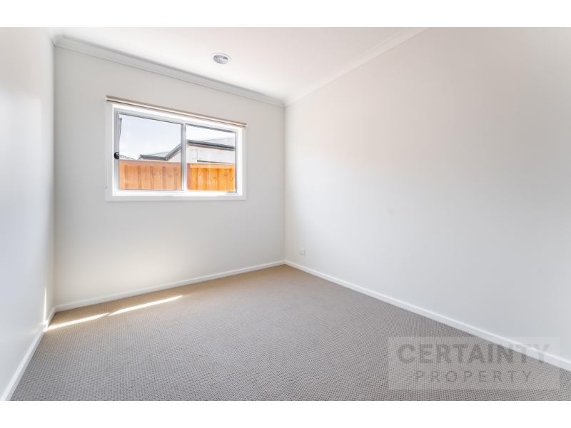 66 Saric Street, Fraser Rise House for rent | Listed by Certainty ...