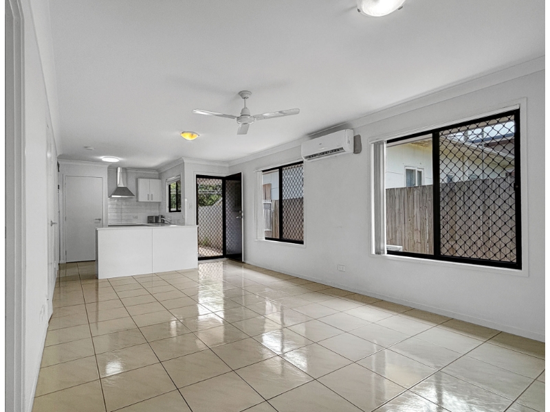 11B Andrew Street, Lota House for rent | Listed by Dylan Cheffins of ...