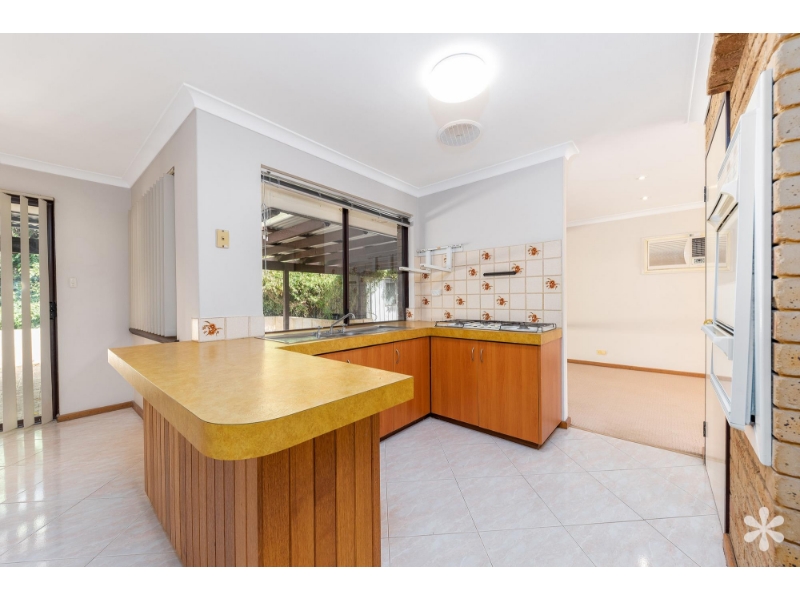 7 Reardon Court, LEEMING House for rent | Listed by Leasing Services ...