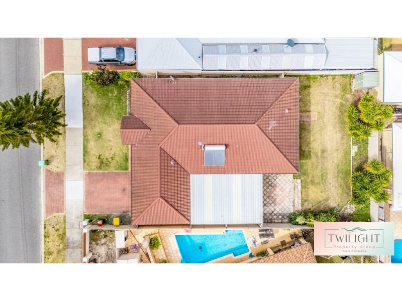 6 Ambleside Parade, Waikiki House for rent | Listed by Jana Brecht of ...