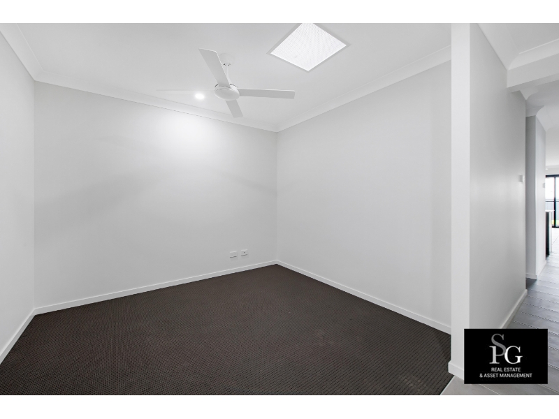 12A Dodworth Street, Farley Townhouse for rent | Listed by Reagan ...