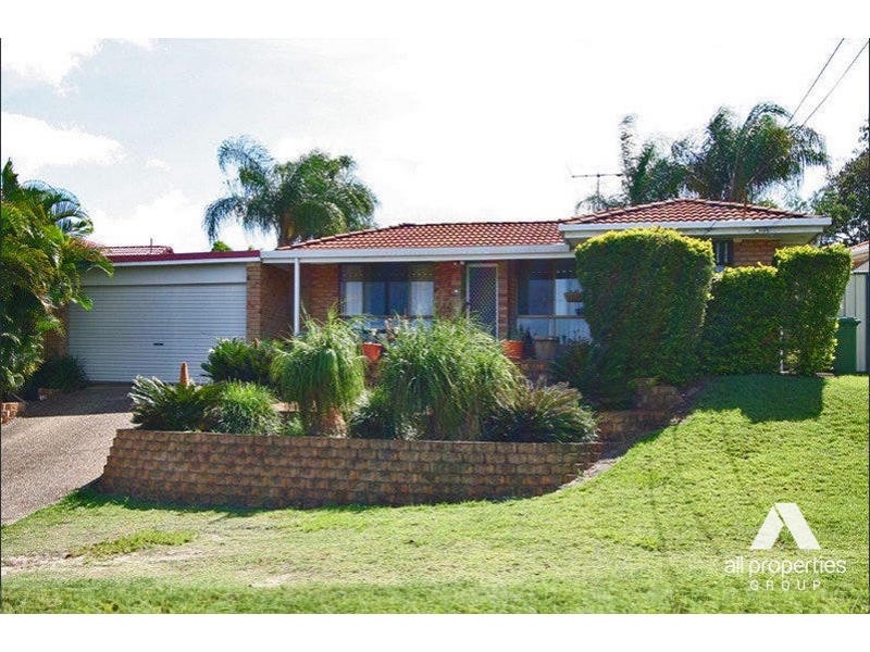 4 Phoenix Court, Regents Park House for rent | Listed by Sarah Heke of ...