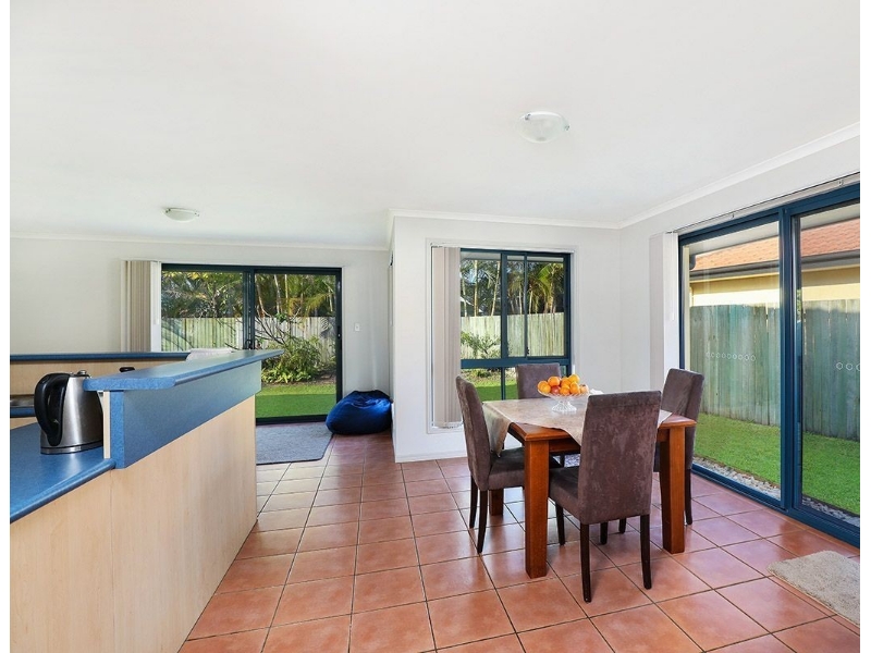 25 Lacewing Drive, Sippy Downs House for rent | Listed by of Belle ...