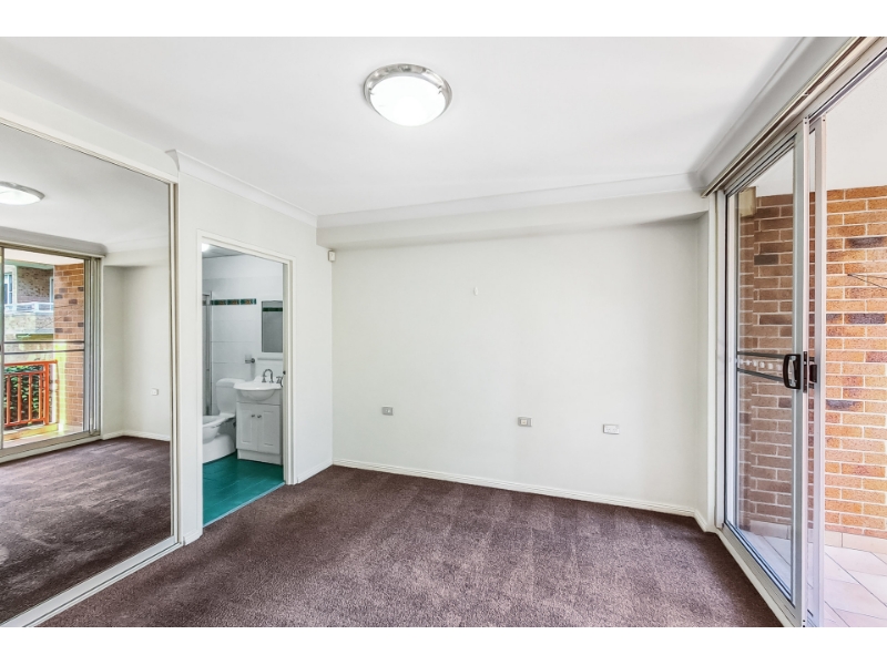 2/31-34 Moss Place, Westmead Apartment for rent | Listed by Leasing ...