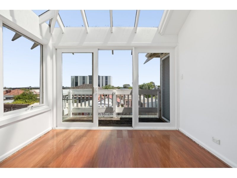 303 Plenty Road, Preston House for rent | Listed by Grace Coluccio of ...