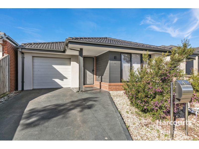 20 Hallowglen Drive, Wollert House for rent | Listed by Sally Faherty ...