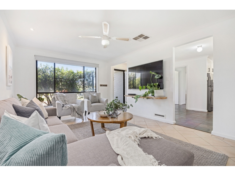 46 Trim Crescent, Old Noarlunga House for rent | Listed by Kylie ...