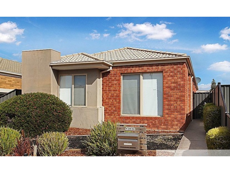 9 Archibald Chase, Point Cook House for rent | Listed by Leena ...