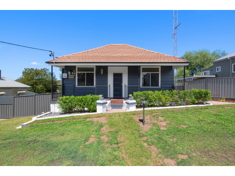 8 Harris Street, Cessnock House for rent | Listed by Katrina Vitnell of ...