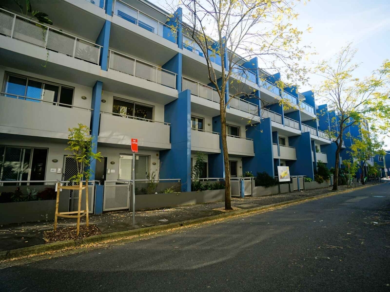 40/8 Renwick St, Redfern Apartment for rent | Listed by Robert Settree ...