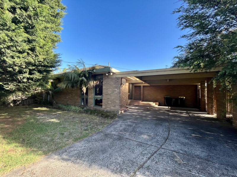 49 Sherbrooke Avenue, OAKLEIGH SOUTH House for rent | Listed by Sienna ...