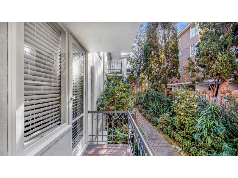 2/11 Rockley Road, South Yarra Apartment for rent | Listed by Jack Abdo ...