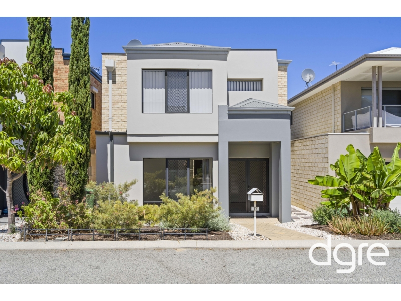 17 Fullston Way, BEACONSFIELD House for rent | Listed by Ana Ramic of ...