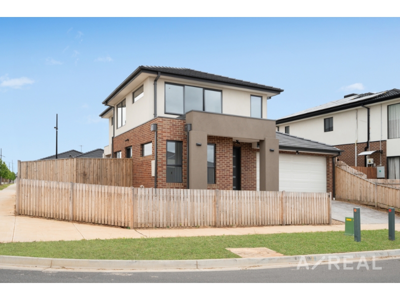 24 Clover Drive, Rockbank House for rent | Listed by Renata Xiang of ...