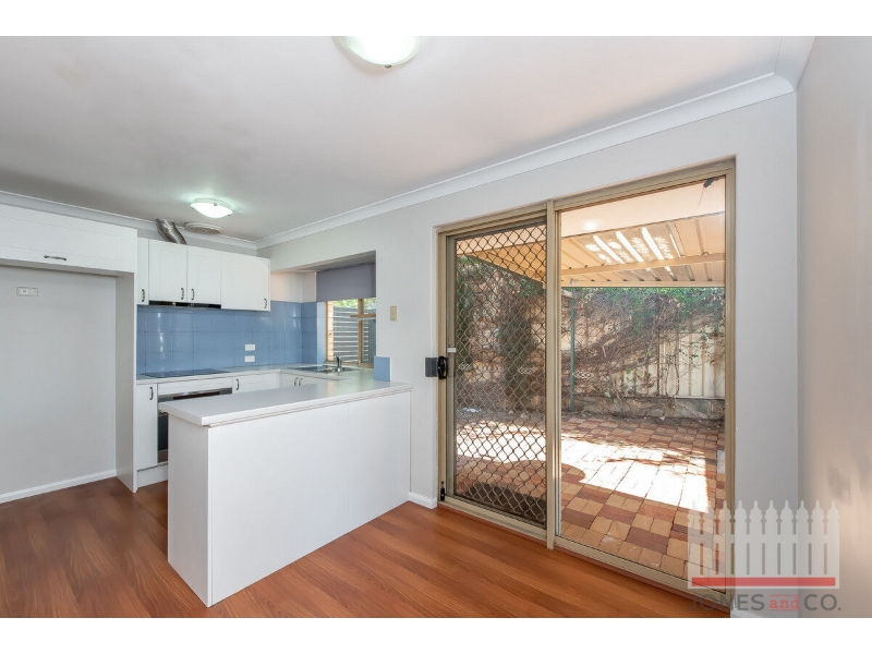 14B The Crescent Redcliffe Apartment for rent | Listed by Hannah Jones ...