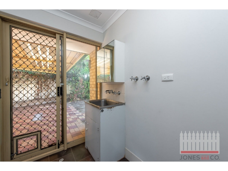 14B The Crescent Redcliffe Apartment for rent | Listed by Hannah Jones ...