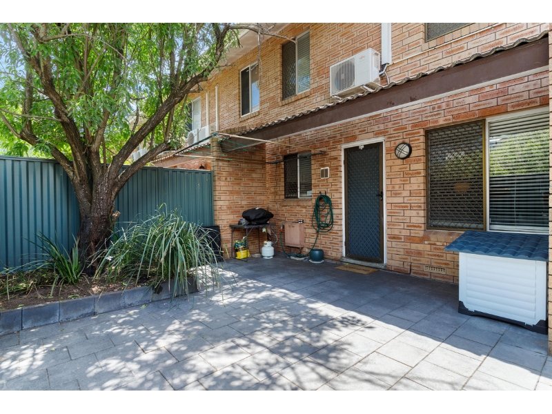 8/10 Wright Street, PERTH Townhouse for rent | Listed by Matte Black Pm3 of Matte Black Real ...