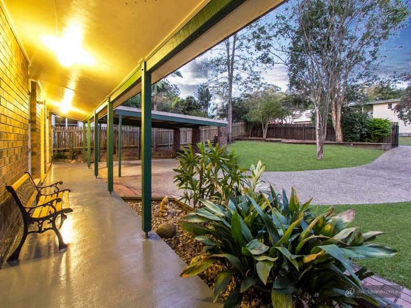 14 Killara Crescent, PETRIE House for rent | Listed by of David Deane ...