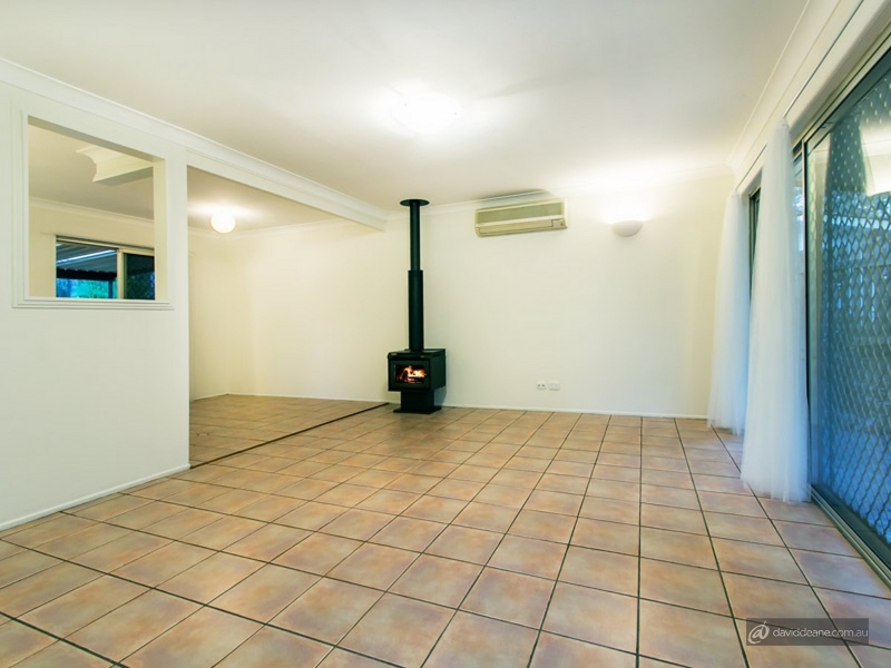14 Killara Crescent, PETRIE House for rent | Listed by of David Deane ...