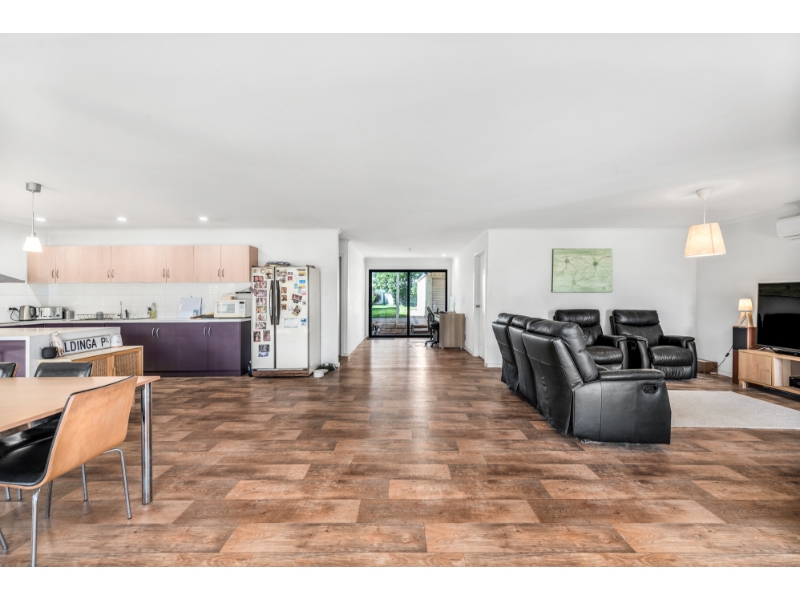 34 Caffrey Crescent, PORT WILLUNGA House for rent | Listed by Amy-lee ...