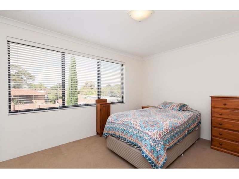 25 Whiley Road, MARMION House for rent | Listed by of Haiven Property ...