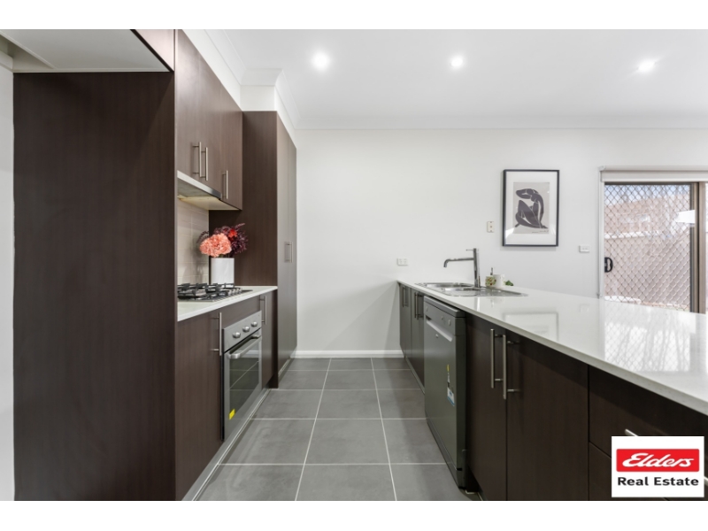 17B Craig Close, Truganina House for rent | Listed by Ashima Kaloti of ...