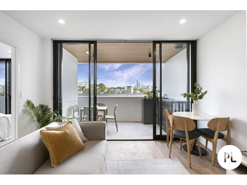 Stylish fully-furnished apartment with stunning rooftop facilities ...