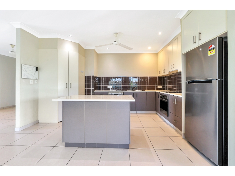39 McAulay Street, Rosebery House for rent | Listed by Crystal ...