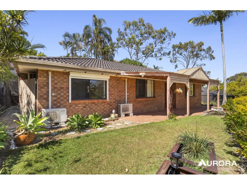 5 Picasso Street, Carina House for rent | Listed by Michelle Papik of ...