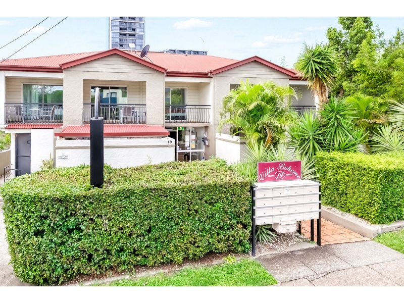 19 Sheehan Street, Milton Apartment for rent | Listed by Michael Poots ...