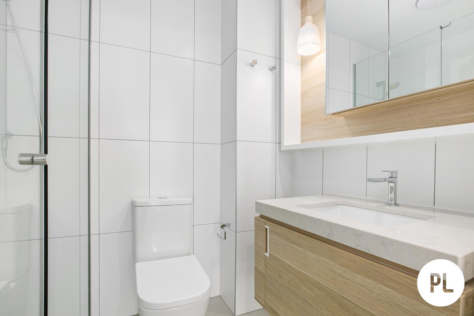 Modern 2-Bedroom Apartment with Parking! - Living by Pellicano Modern 2-Bedroom Apartment with Parking! - Living by Pellicano