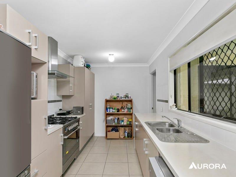 5 Foxwood Circuit, Wakerley QLD 4154 - For Lease by Aurora Property